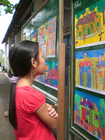 School drawing competition on preventing typhoon damage to houses | DW ...